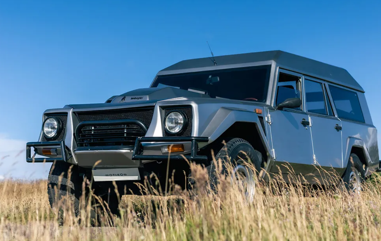 Lamborghini LM002 | Off-Road Luxury SUV & Title Loan Options